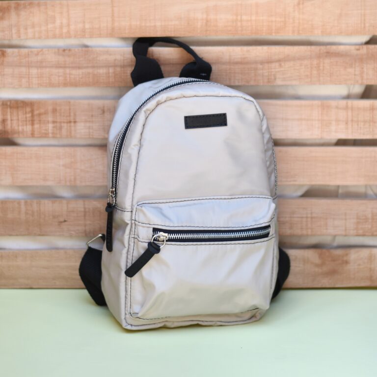 Mochila S CEMENTO - AMULETO